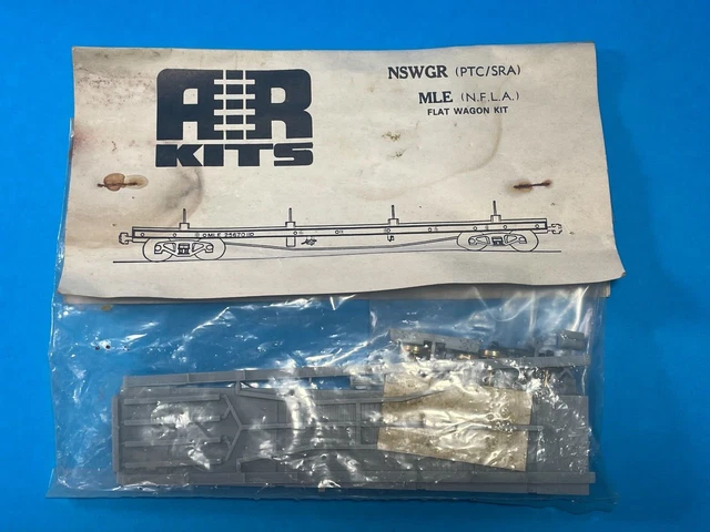VINTAGE TRAIN CARRIAGE Railway HO Model Kit NSWGR SRA Flat Wagon Kit ...