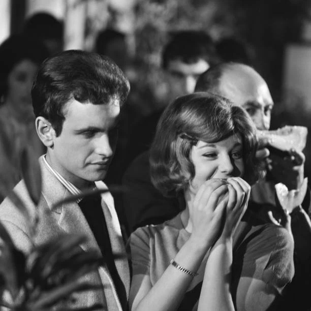 JEAN-PIERRE HONORE AND Stefania Sandrelli on the set of 'Les V- 1963 ...