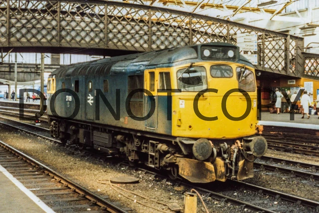 UK DIESEL TRAIN Railway Photograph Of Class 27 27019 Loco. Rm27-15 £1. ...