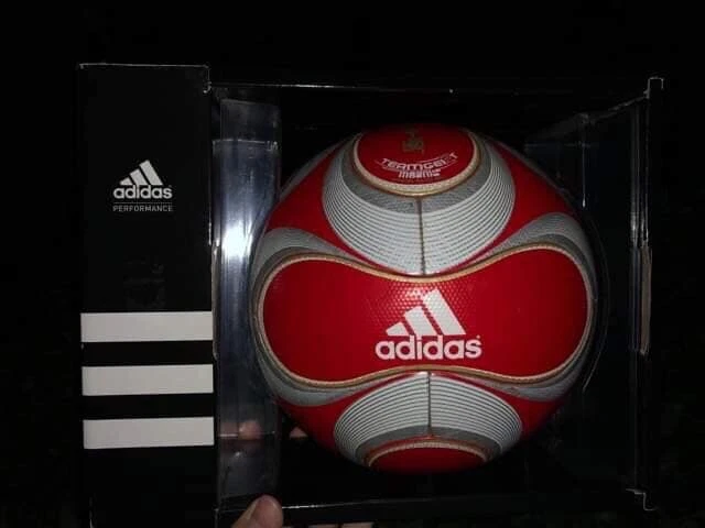 ADIDAS TEAMGEIST 2 Magnus Moenia Official Match Ball EUR 370,00 ...