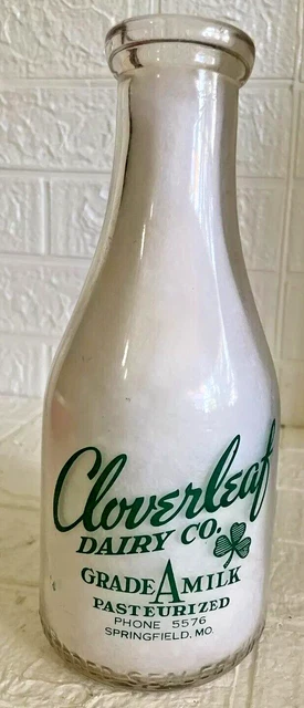 WW2 VINTAGE CLOVERLEAF Dairy Springfield, Mo. MILK BOTTLE GRAPHIC ...