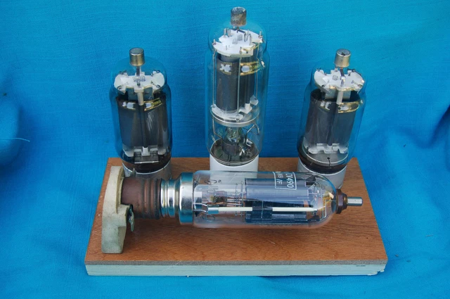 VINTAGE VALVE/TUBE DISPLAY. £42.32 - PicClick UK