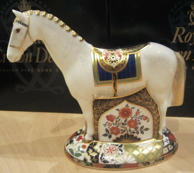 ROYAL CROWN DERBY Paperweight "RACE HORSE" Limited Edition 1st quality ...