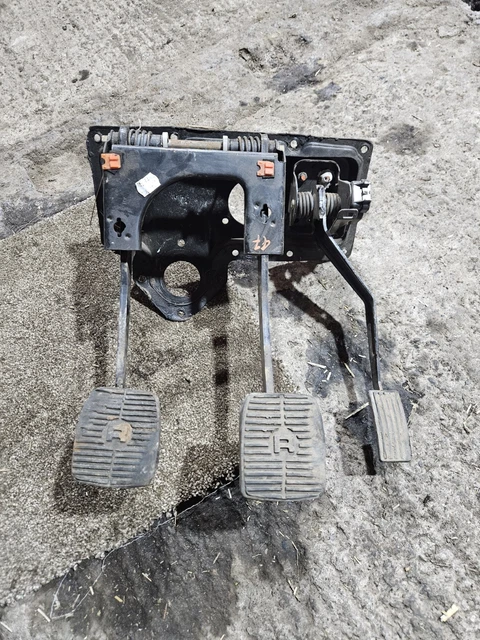 LAND ROVER DISCOVERY 2 Td5 Manual Pedal Box Rhd £63.12 - PicClick UK