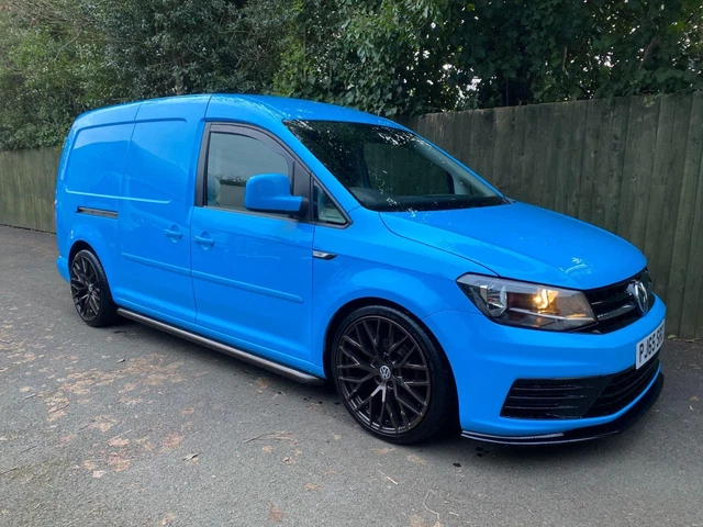 2015 VOLKSWAGEN CADDY Maxi 1.6 TDi C20 Maxi Highline FWD 5dr PANEL VAN ...