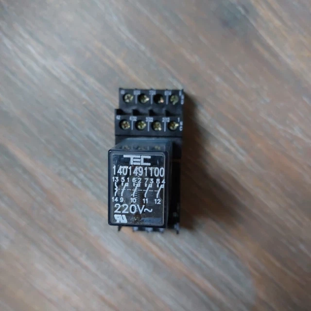 RELAIS TEC 93.51 - 10A 250V + TEC 1401491100 EUR 13,77 - PicClick FR