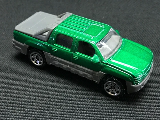 MATCHBOX CHEVROLET AVALANCHE Diecast Collectable Scale 1:64 EUR 4,30 ...