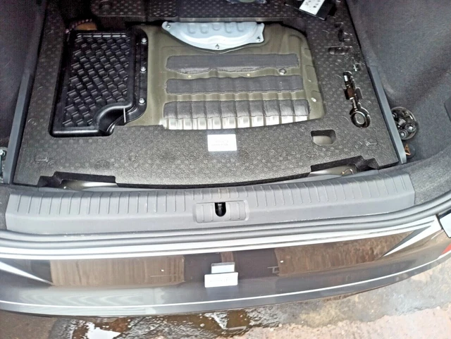 CUPRA FORMENTOR V2 eHybrid 2022 Rear Boot Inner Scuff Panel Trim £119. ...