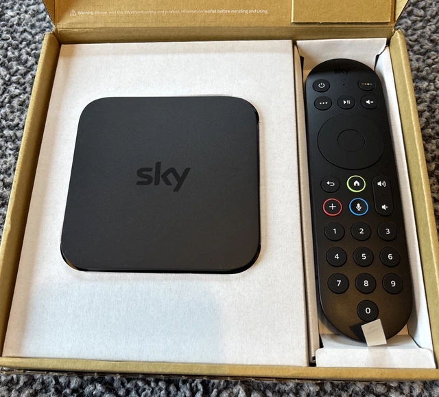 SKY STREAM PUCK - IP061-EF-ANT with Remote + Power Supply £46.00 ...