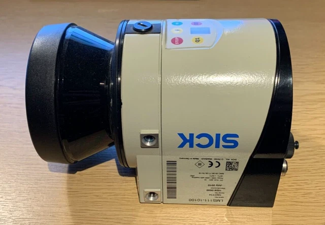 SICK LMS111-10100 - 2D LIDAR Lasersensor - IP67 - NEUWERTIG (siehe ...