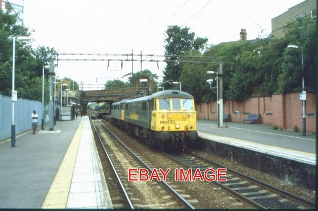 ORIGINAL 35MM SLIDE CLASS 86 LOCO NO 86635 & 86613 AT WORCESTER PARK 7/ ...