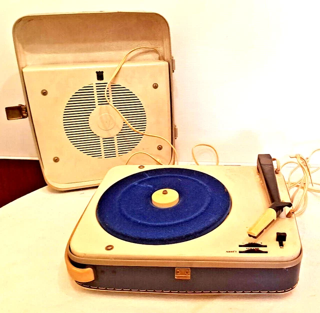 ANCIEN PETIT ELECTROPHONE Tourne Disque Marque Radiola 30X25X13Cm EUR ...