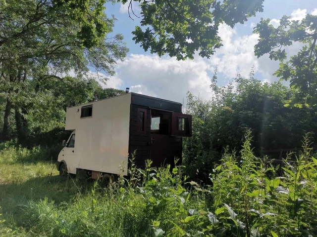 CAMPERVAN CONVERSION OFF Grid Luton Camper Motorhome Luton Van Live In ...