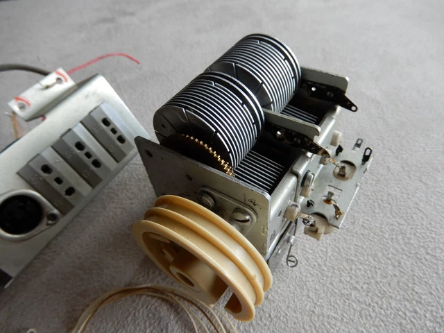 DDR RFT AM/FM - Drehko mit FM-Tuner voll abstimmbar PROMINENT/MINORA ...