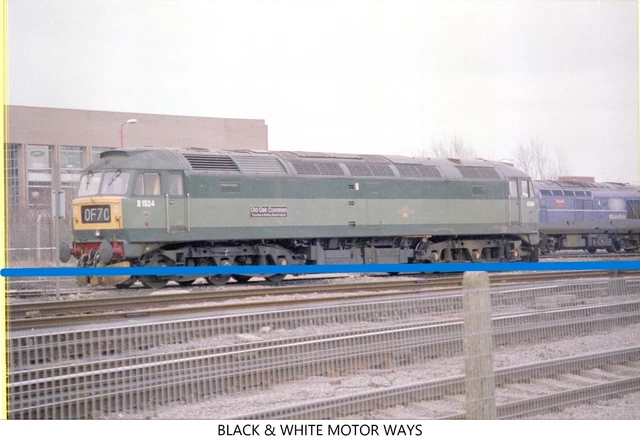 TRAIN COLOUR NEGATIVE Class 47 004 ( 1524 ) In Two Tone Green Livery £0 ...
