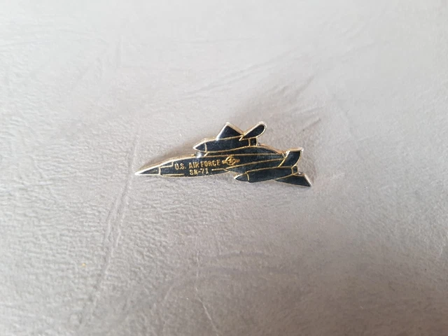 PIN'S ARMEE / MILITARIA - Avion / Aviation - US air force SR 71 EUR 2 ...