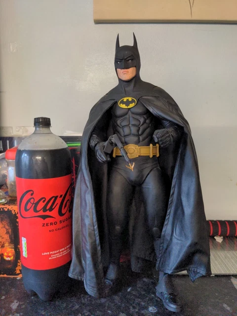 NECA 1/4 BATMAN 1989 Michael Keaton. Scale Figure 18 Inch Rare £159.99 ...
