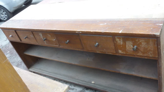 Laden Schrank Tisch Tresen