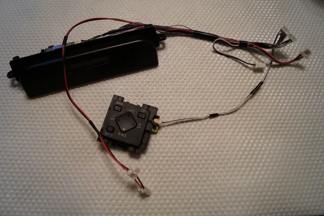 IR SENSOR CONTROL Buttons Board For 40" Sony Kdl-40W705C Led Smart Tv £ ...