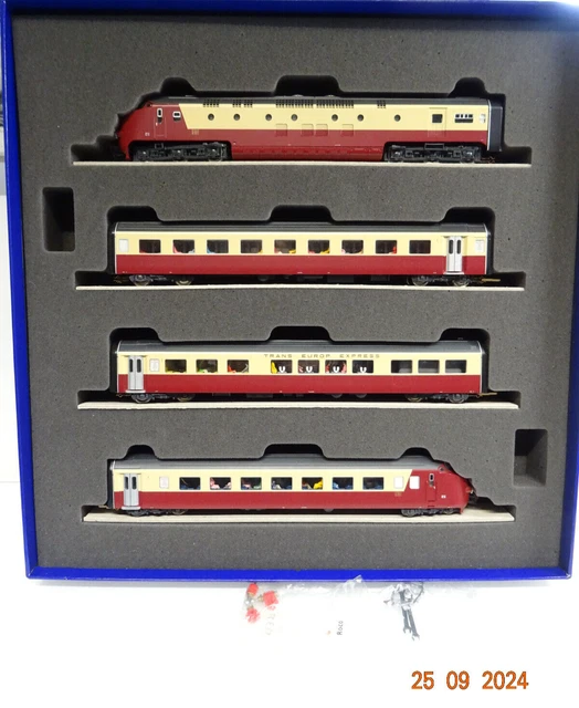 ROCO H0 63120 TEE Dieseltriebzug RAm 4tlg. der SBB Digital Sound in OVP ...