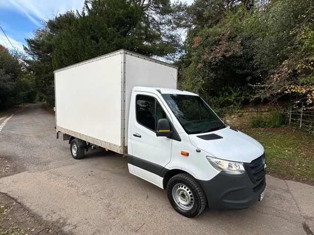 MERCEDES SPRINTER Luton box Van Euro 6 LWB 1 OWNER AUTO 2020 131K TAIL ...