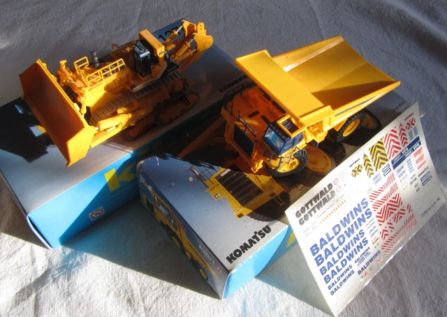 KIBRI KOMATSU RAUPE D575A-2 und Kipper HD785-5 gebaut beweglich OVP ...