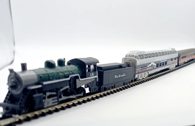 Z GAUGE SCALE USA Rio Grande Locomotive Coaches Model Railway Train Not ...