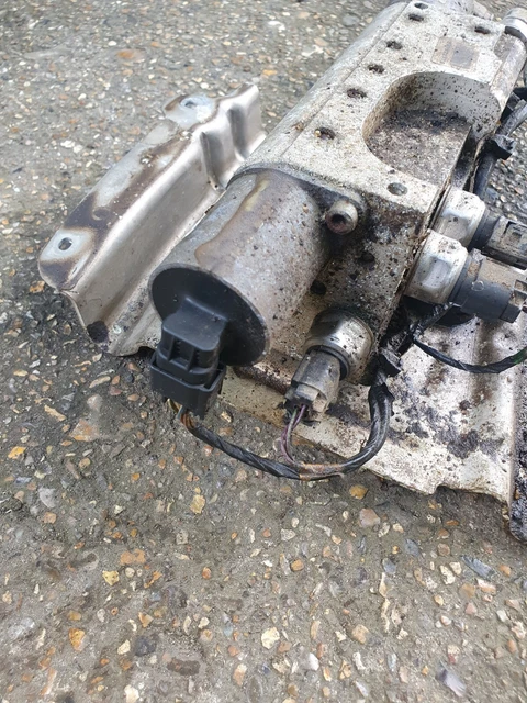 RANGE ROVER SVR L494 Pneumatic Block Fixer Air Suspension Pump CPLA ...