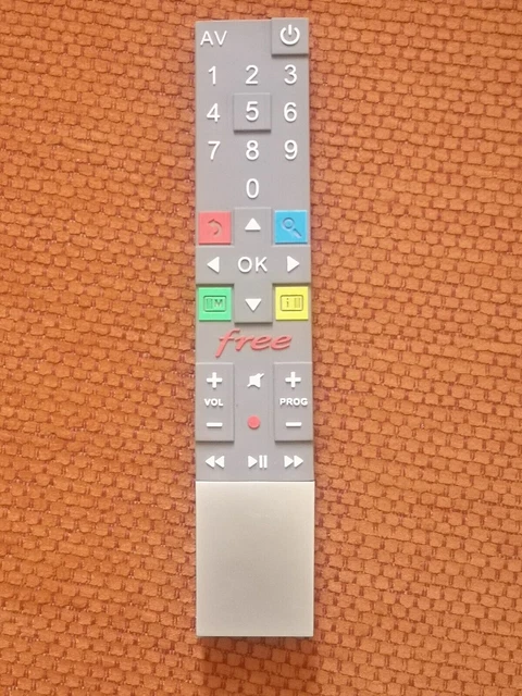 TÉLÉCOMMANDE FREEBOX RÉVOLUTION V6 ( TRES BON ETAT ) EUR 15,00 ...