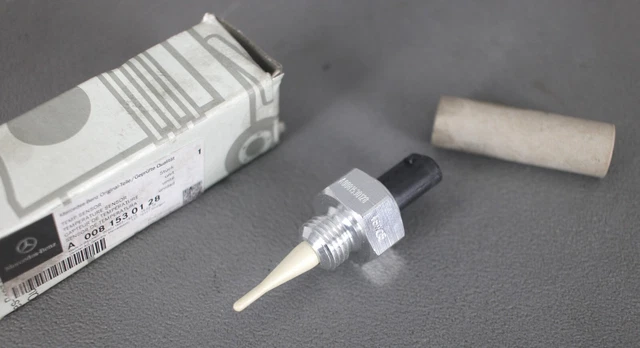 ORIGINAL MERCEDES BENZ Actros MP4 Temperatur Sensor A0081530128 EUR 50 ...