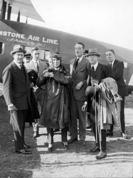 ENGLISH COMIC ACTOR Charlie Chaplin Flies From Croydon 1921 OLD PHOTO ...