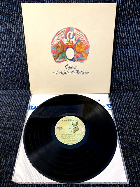 ALBUM VINYLE QUEEN A Night At The Opera (neuf) "11-19-1975" en relief ...