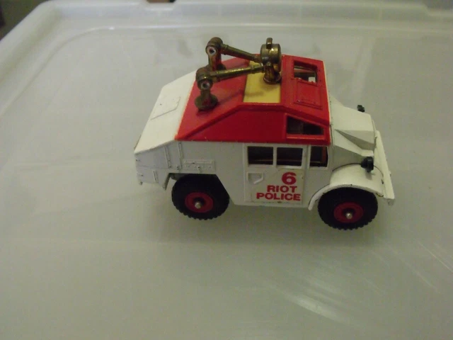 RIOT POLICE QUAD TRACTOR DIECAST POLICE RIOT WATER CANNON CAR by CORGI ...