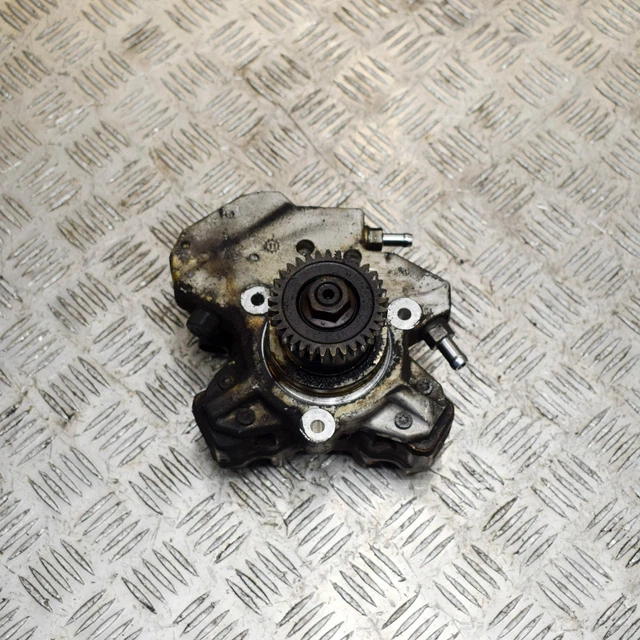 MERCEDES-BENZ VITO W639 High Pressure Fuel Pump A6420701001 3.0Diesel ...