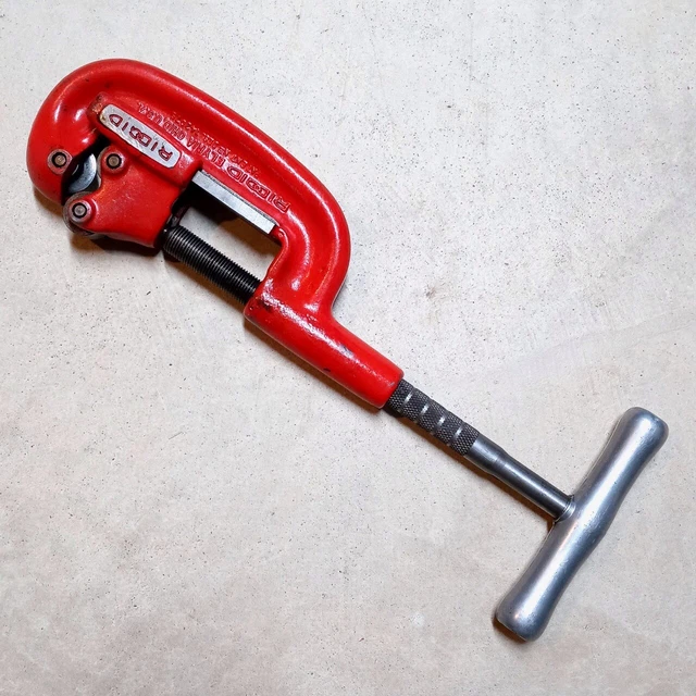 VINTAGE RIDGID NO. 2A Made in USA Heavy Duty Wide Roll 1/8" to 2" Pipe ...