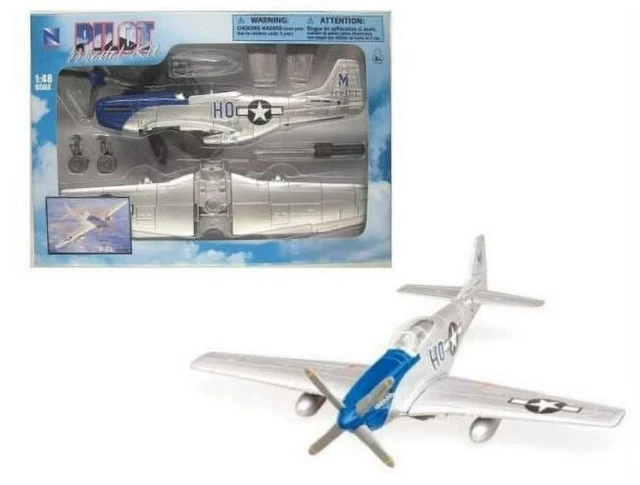 NEW RAY WWII Airplane Model Kit 1:48 Scale Pilot Model Kit P-51 20217N ...