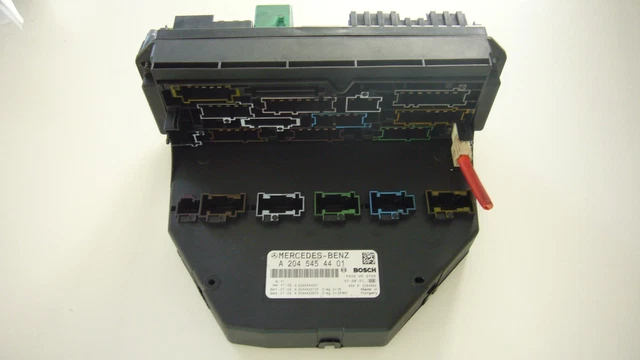 MERCEDES FUSE BOX Control Unit W204 A2045454401 Central Electrics C ...
