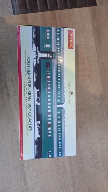 R4379 HORNBY SOUTHERN Suburban 1957 Coaches pack £84.26 - PicClick UK