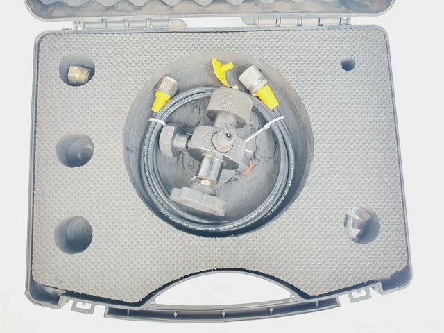 FPU-1 HYDRAULIQUE ACCUMULATEUR Chargement & Test Kit # Neuf EUR 361,28 ...