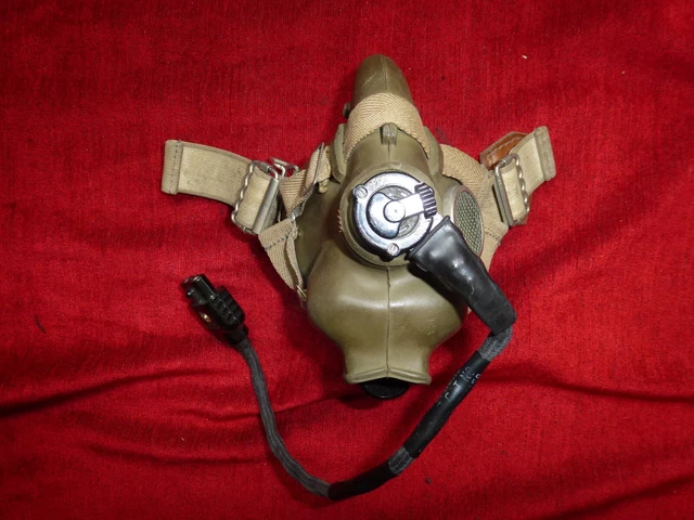WW2 / 1960'S RAF H TYPE OXYGEN MASK FOR PILOTS FLYING HELMET ...