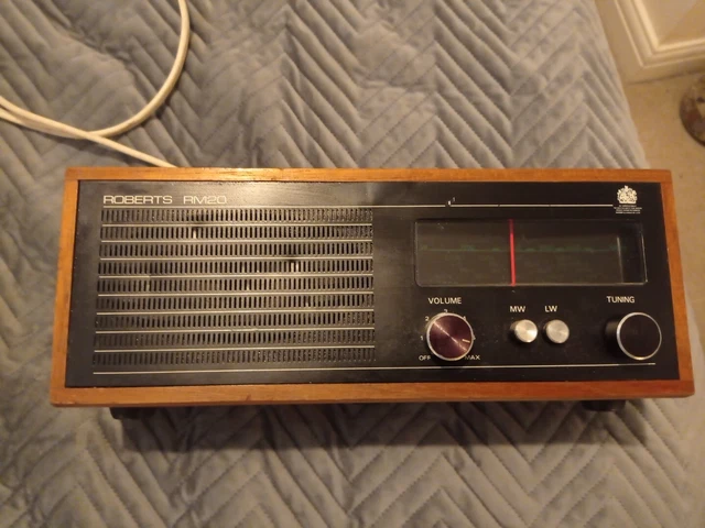 VINTAGE ROBERTS ELECTRIC Radio RM20 Transistor MW/LW - Teak Case £28.99 ...