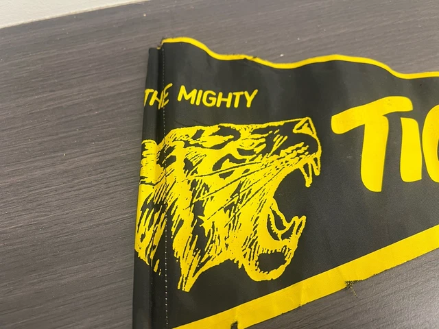 RARE VFL ORIGINAL 70s Richmond Silk Pennant $70.00 - PicClick AU