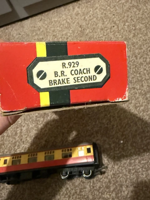 HORNBY R929 OO Gauge BR MK1 Second Corridor Brake Coach Boxed £9.72 ...