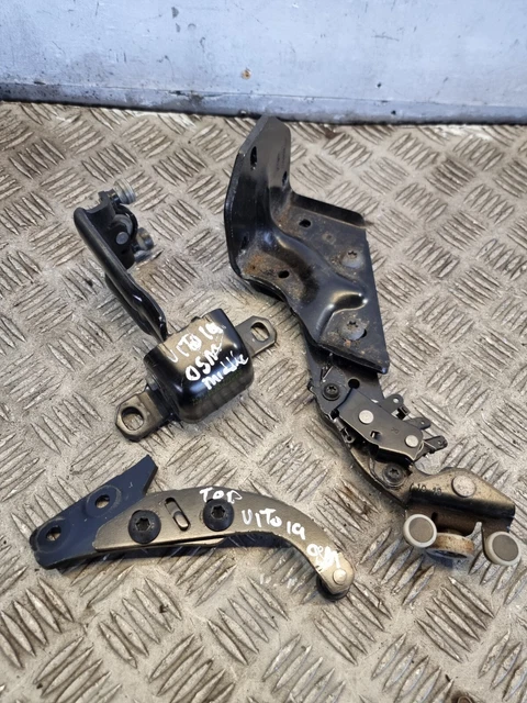 MERCEDES VITO GUIDE Rulli Porta Scorrevole A4477600747 W447 2.1L Dsl ...