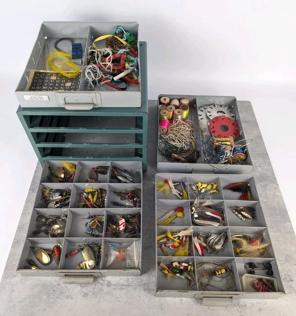 VINTAGE HERTER'S FLY Tyers Cabinet Tying Kit Loads Of Items & Lures USA ...