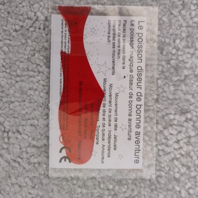 FORTUNE TELLING FISH – Red Novelty Palm-Size Gag Gift / Stocking Filler ...