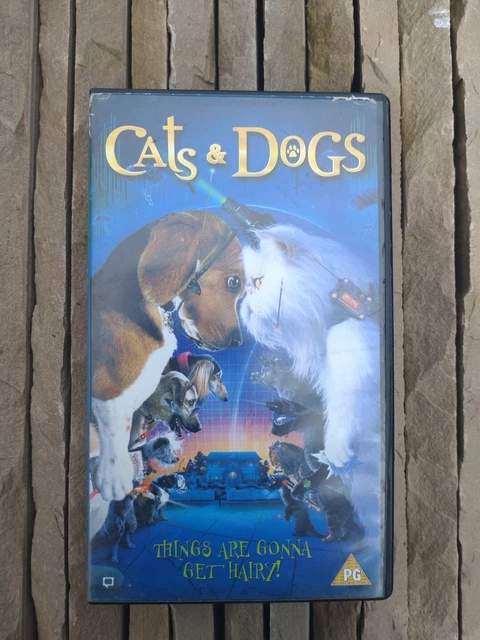 CATS AND DOGS (VHS/SUR, 2001) £3.50 - PicClick UK