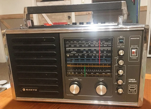 VINTAGE WORKING SANYO 6 Band Kurzwelle Transworld Radio Modell RP-8550 ...