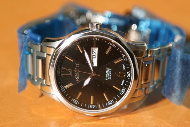 ROAMER STINGRAY III Black Dial Swiss Made Men's ETA Automatic Watch ...