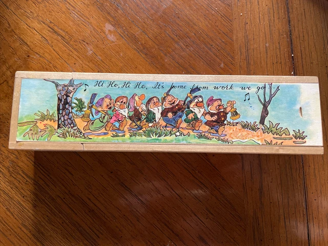 VINTAGE DISNEY'S SNOW White & The Seven Dwarfs Wooden Pencil Box- 1950s ...